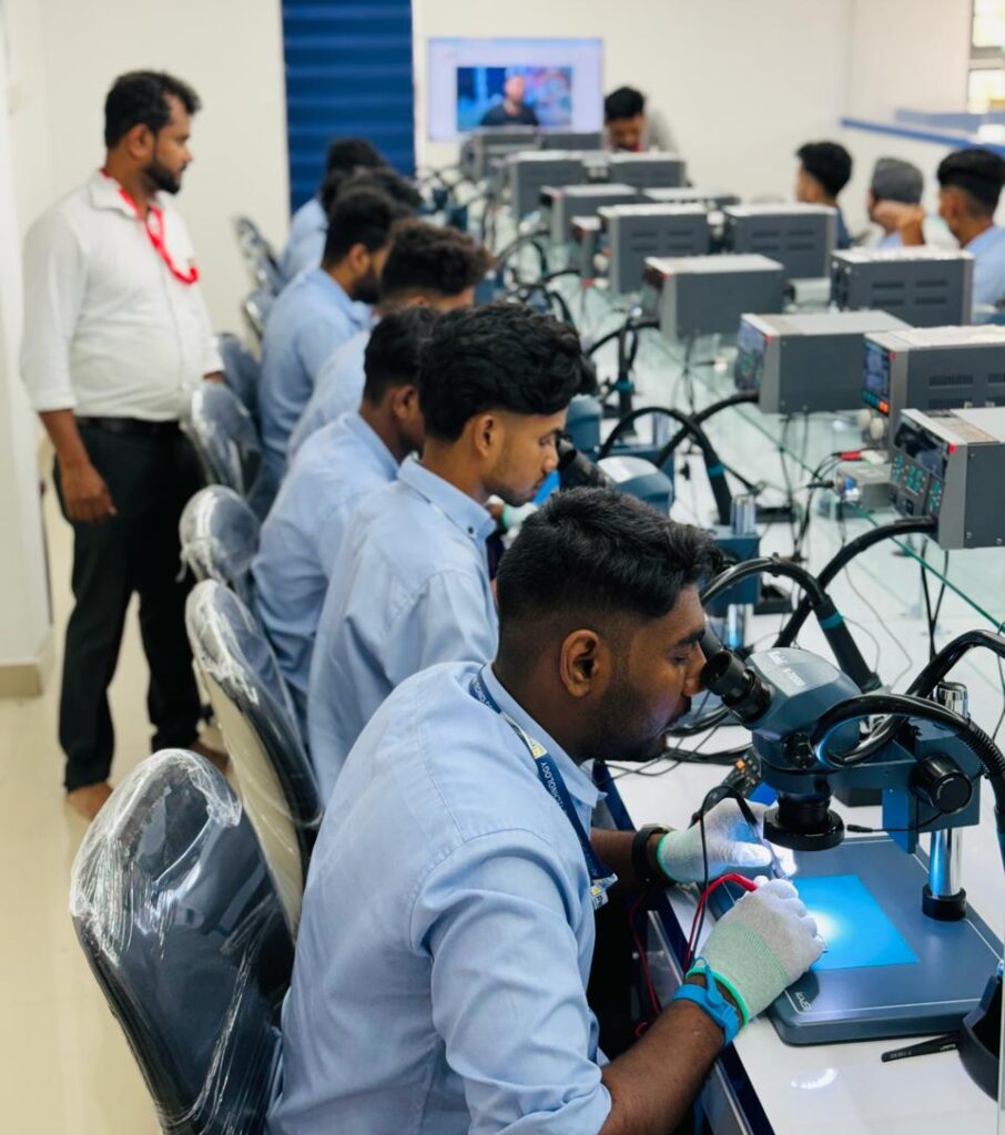 PERFECTA| Best and top mobile phone engineering course Kerala